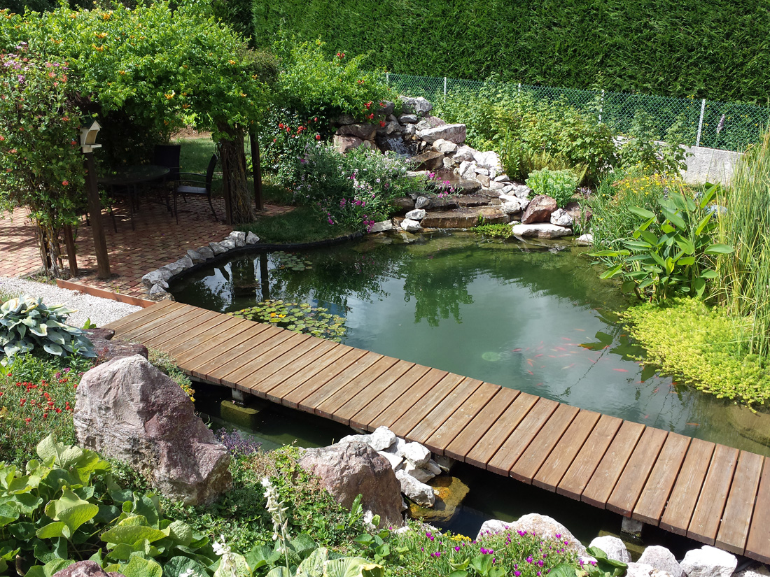 Création et aménagements de bassins, plan d'eau, cascades d'eau, lac et ...